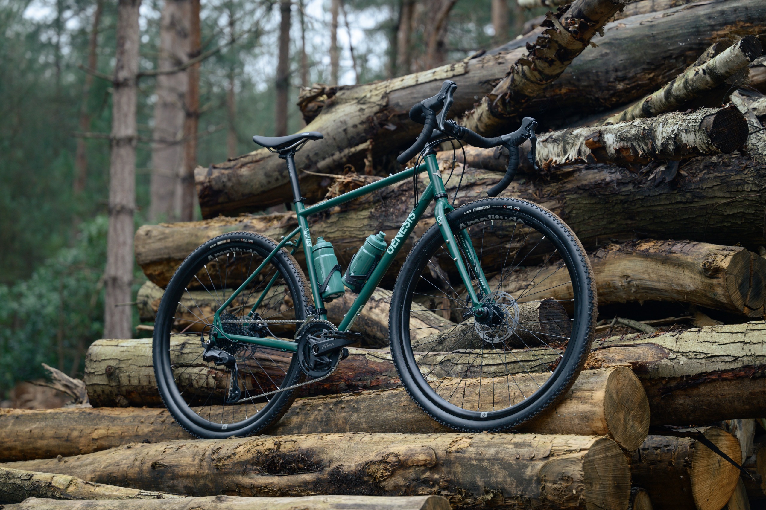 Genesis Launches New Croix de Fer, Vagabond & Tour de Fer Bikes for 2026